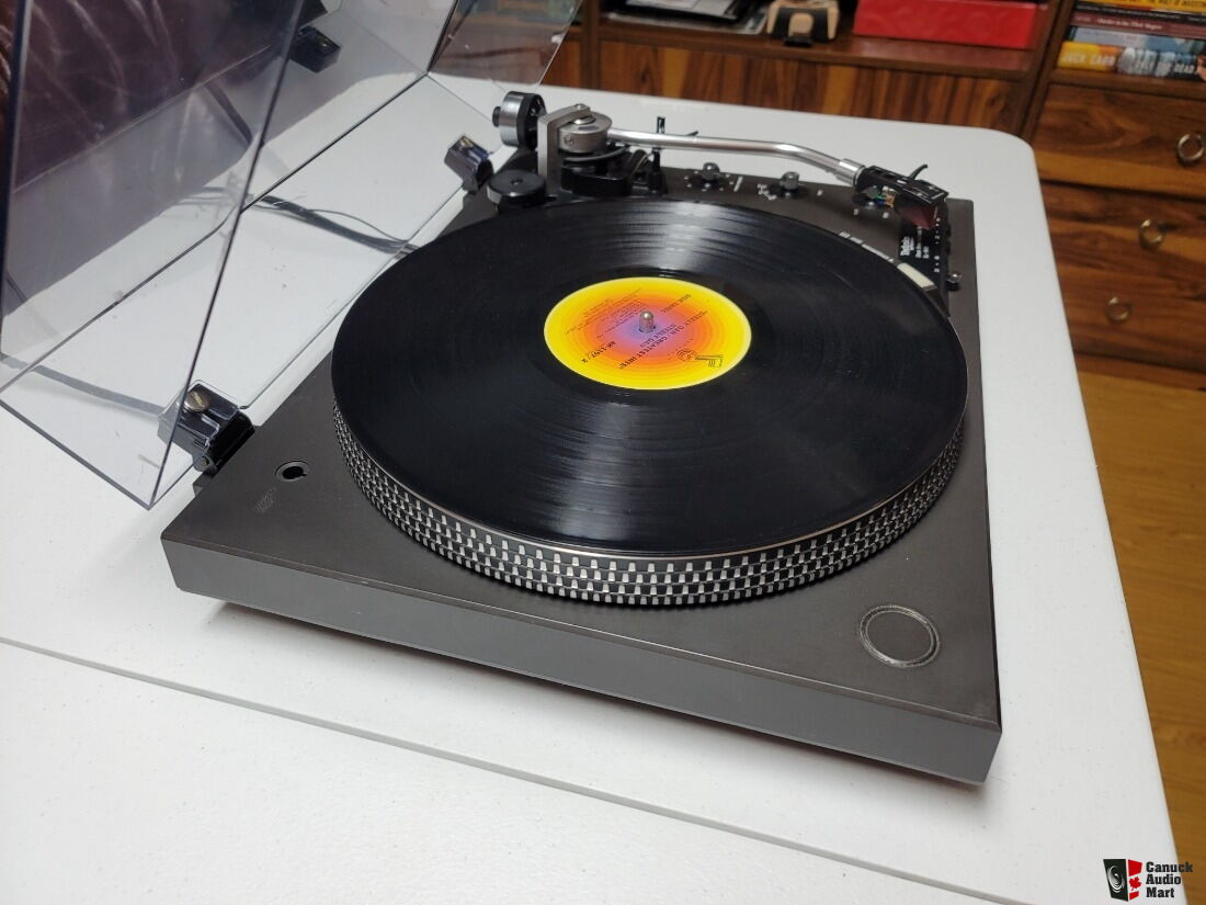 Technics SL-1900 Turntable Photo #5468006 - Canuck Audio Mart