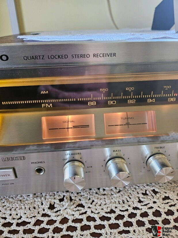 Elegant Onkyo 4500 Mk2 Photo #5469189 - Canuck Audio Mart