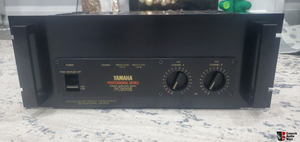 Yamaha pc2002 power amplifier Photo #5472610 - Canuck Audio Mart