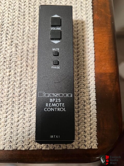 Bryston BP25 with MM Phono and Remote Photo #5473444 - Canuck Audio Mart