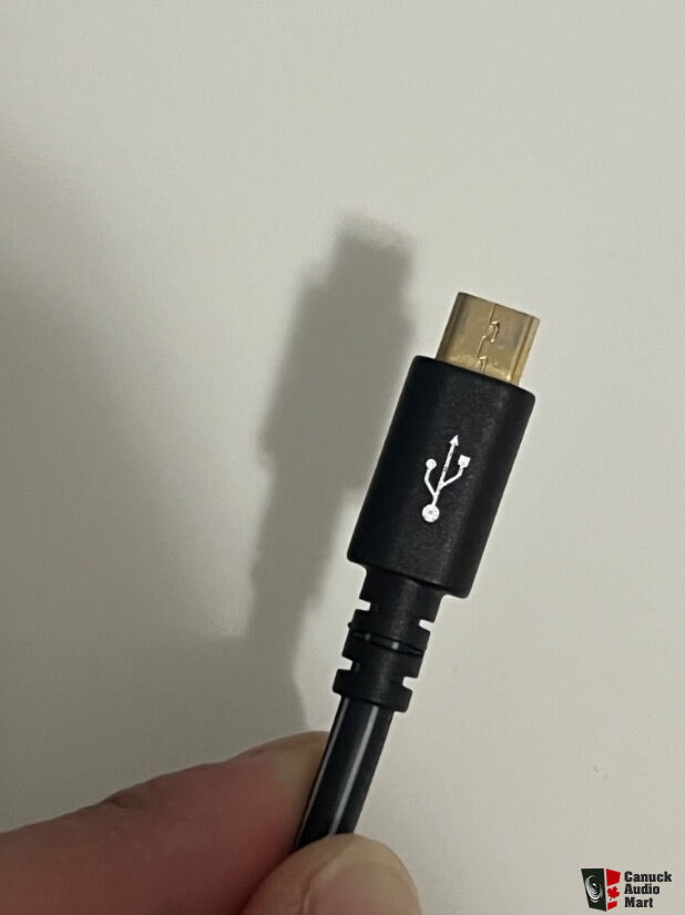 Audioquest Pearl USB-A to Micro USB 2.5FT Photo #5475581 - Canuck Audio ...