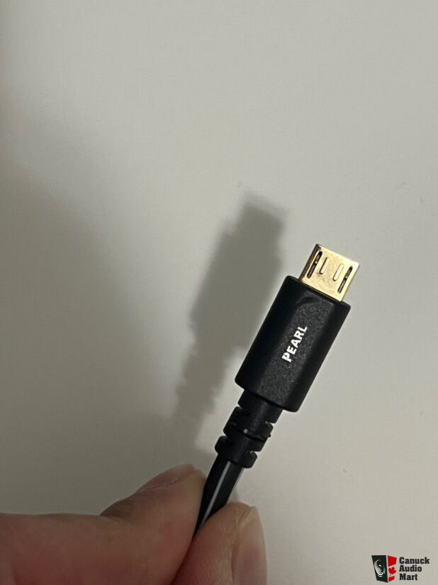 Audioquest Pearl USB-A to Micro USB 2.5FT Photo #5475581 - Canuck Audio ...