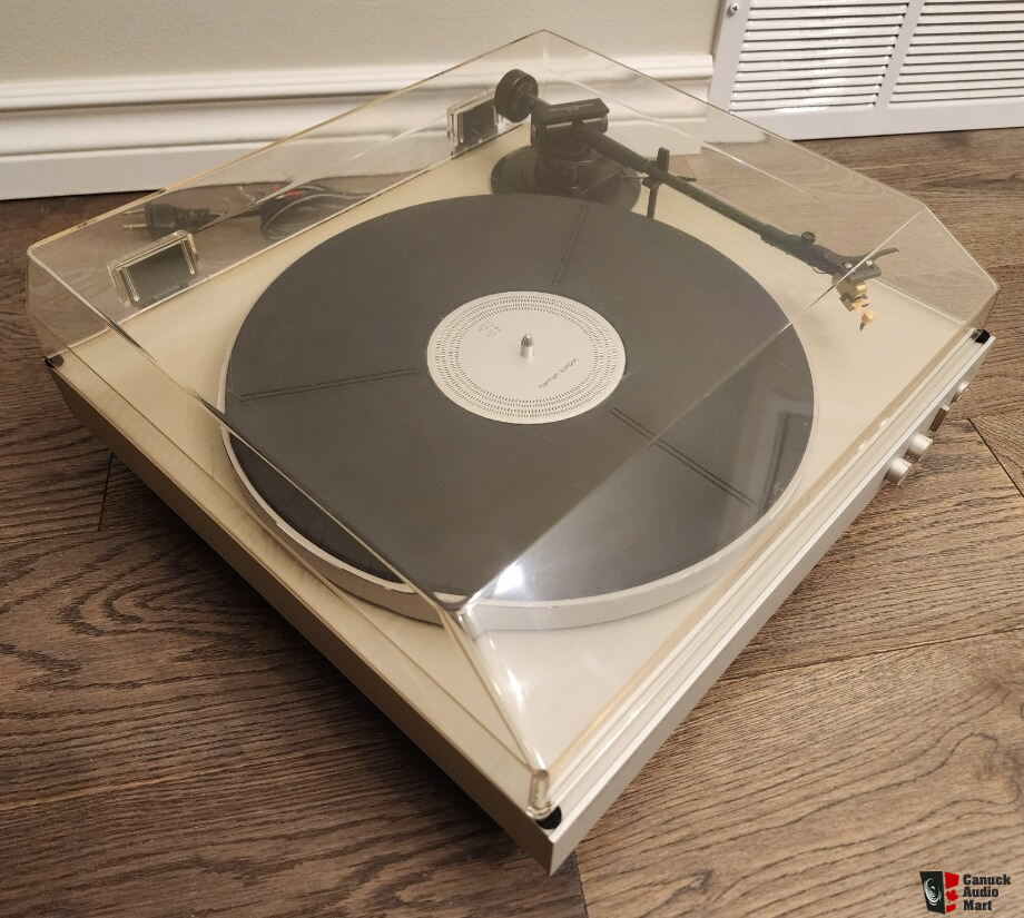 Harman Kardon T20 Turntable Photo #5480392 - Canuck Audio Mart