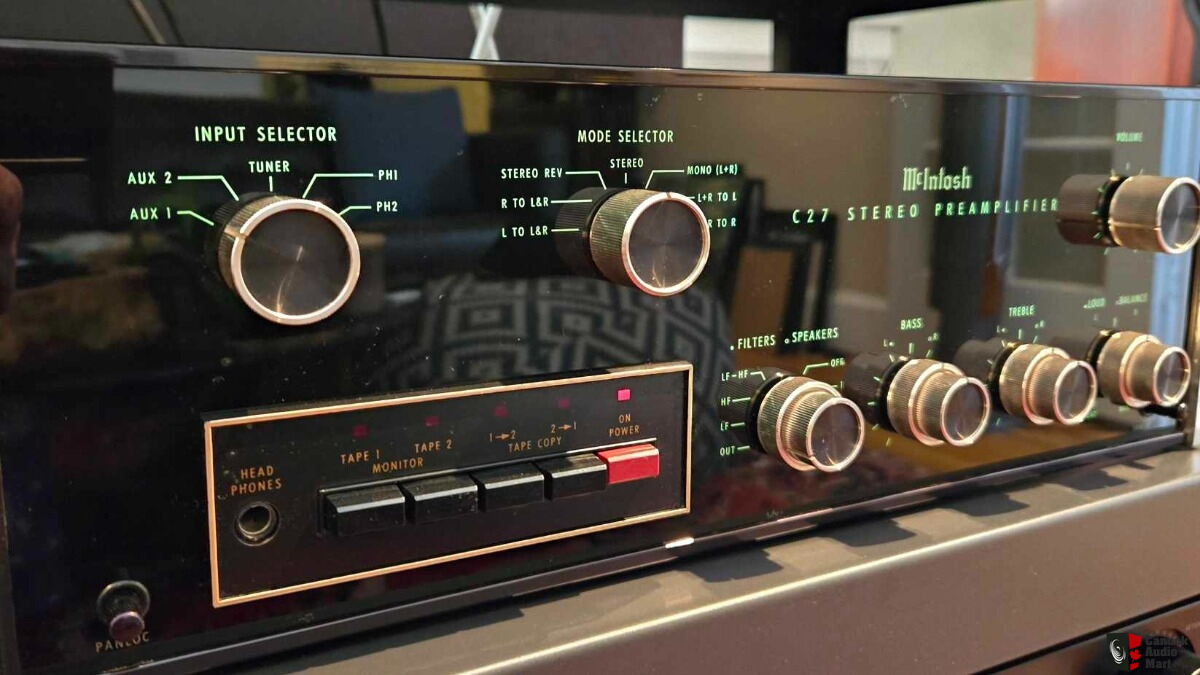 Vintage McIntosh power amp and preamp combo, with factory walnut cases ...