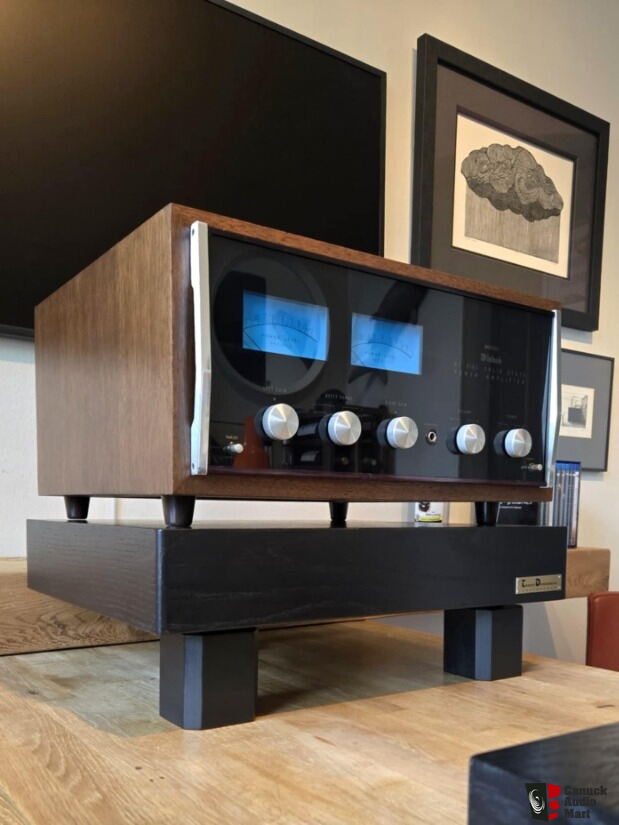 Vintage McIntosh power amp and preamp combo, with factory walnut cases ...