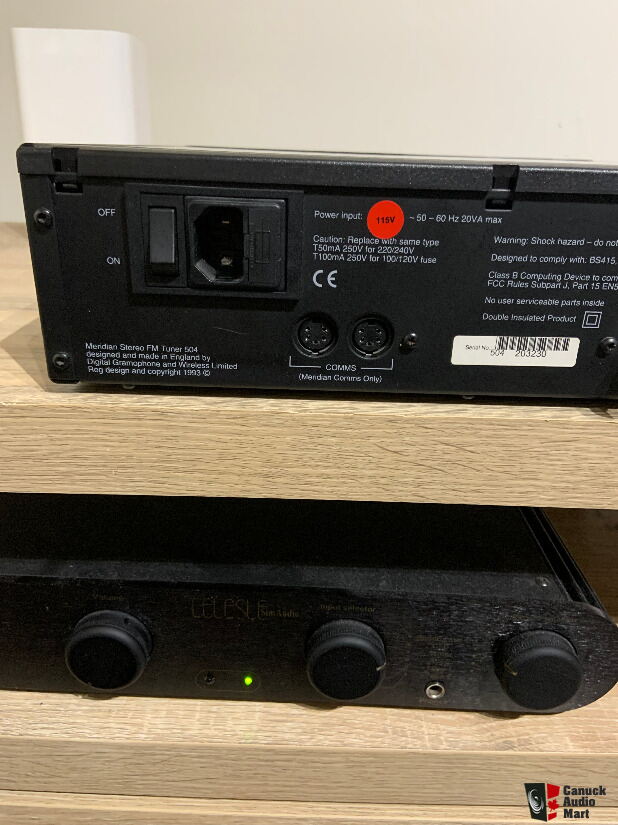 Meridian 504 Tuner & remote Photo #5483533 - Canuck Audio Mart