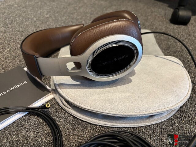 B&W P9 Signature Headphones Dealer Ad - Canuck Audio Mart