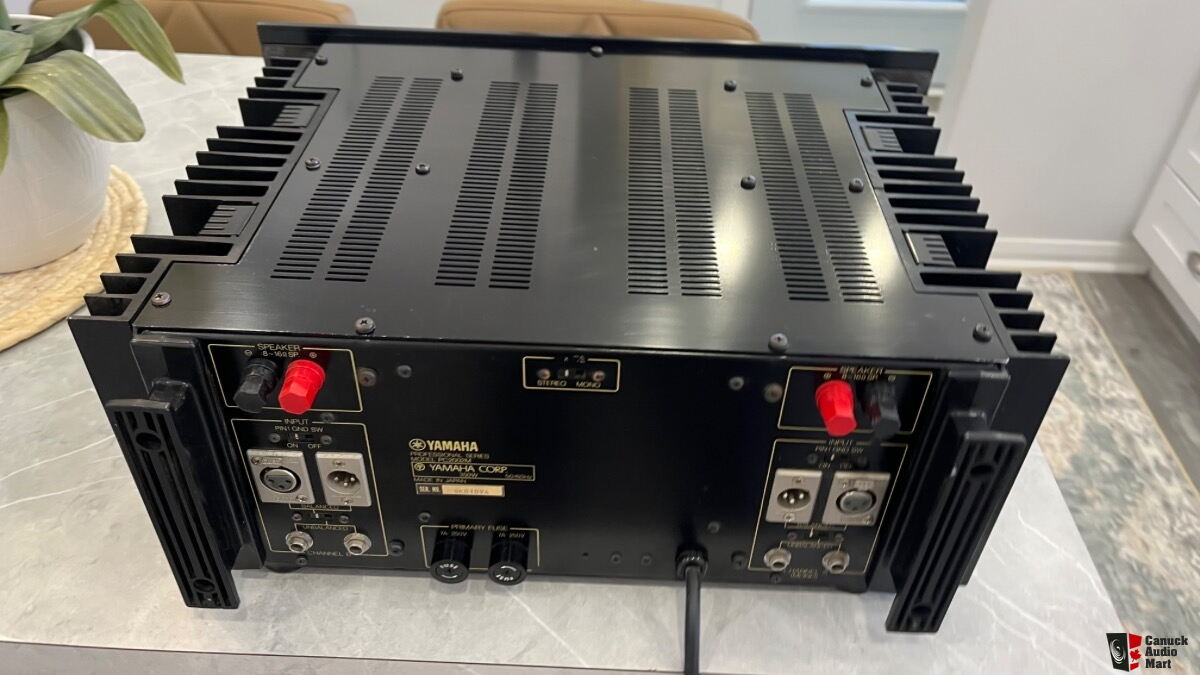 Yamaha PC2002M VERY NICE PERFECT WORKING,free ontario shipping Photo ...