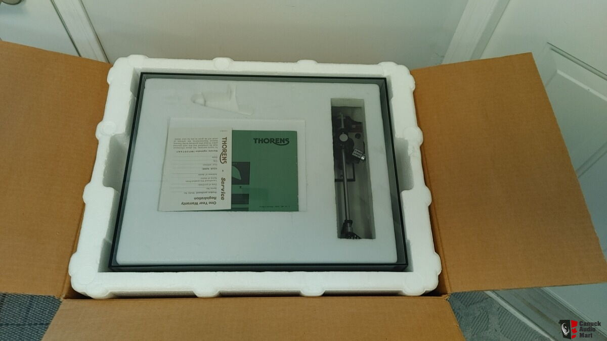 Like new in Box Thorens TD-145 Photo #5489696 - Canuck Audio Mart