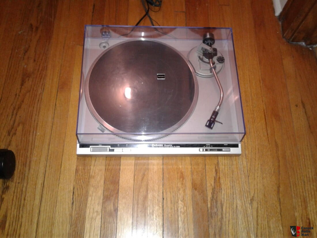 Technics SL-Q202 Turntable Nice Cosmetic and Functional Cond Photo ...