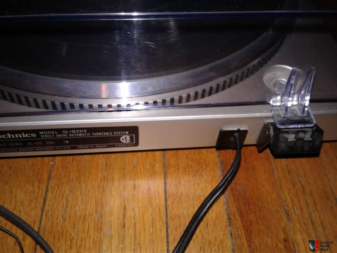 Technics SL-Q202 Turntable Nice Cosmetic and Functional Cond Photo ...
