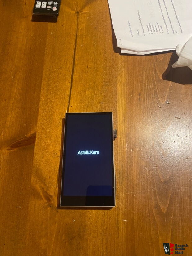 Astell&Kern A&futura SE 300 Titanium Edition Photo #5498857 - Canuck ...