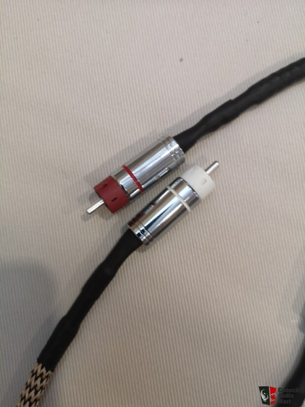 Canare L-4E6S Audiophile RCA interconnect cables Photo #5498897 ...
