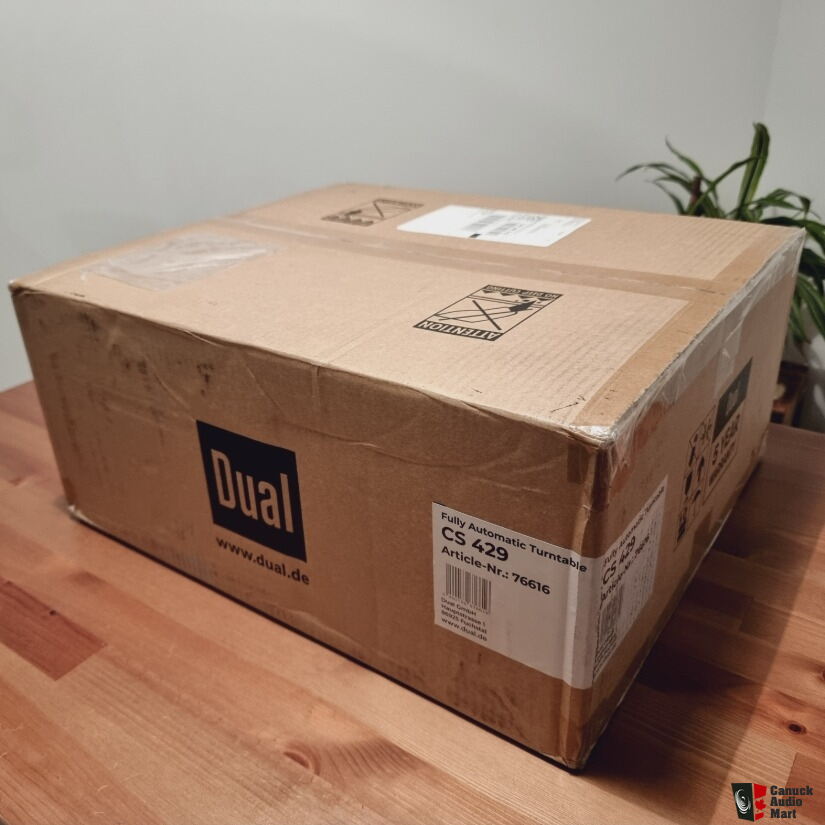 NEW in box Dual CS 429 Turntable Photo #5502481 - Canuck Audio Mart