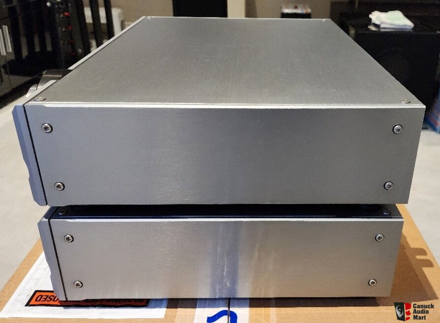 Pass Labs XP-20 Pre Amp Photo #5504394 - Canuck Audio Mart