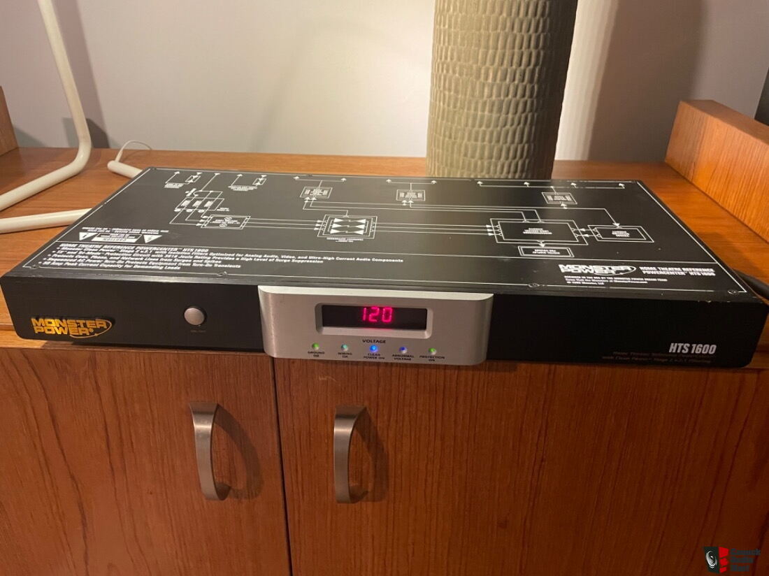 Monster Power hts1600 power conditioner For Sale - Canuck Audio Mart