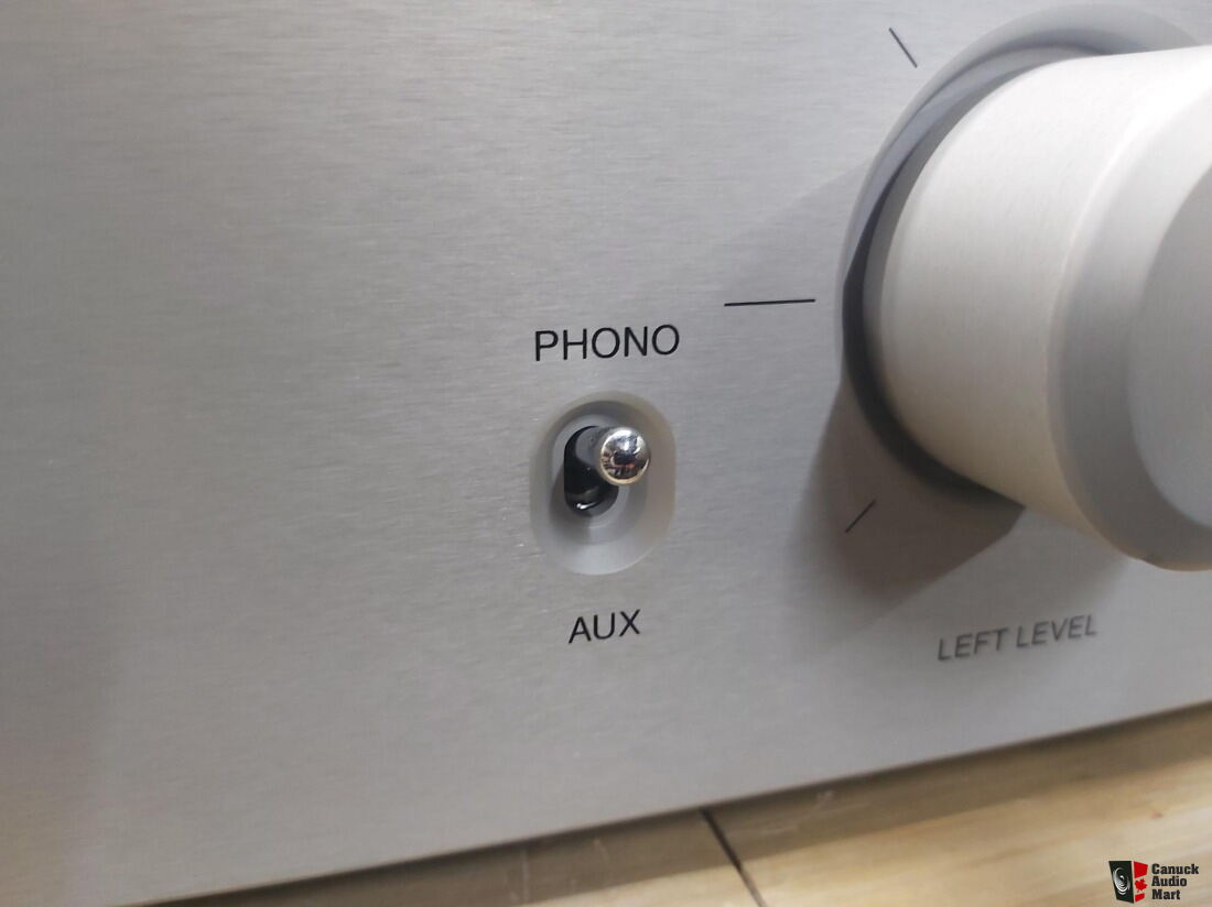 Aesthetix IO Signature phono/preamp Photo #5512528 - Canuck Audio Mart