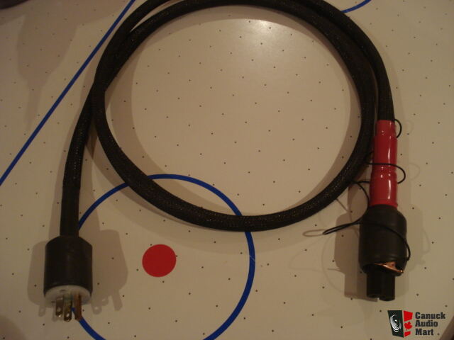 Gutwire G clef Squared power chord 6 foot Photo #551587 - US Audio Mart