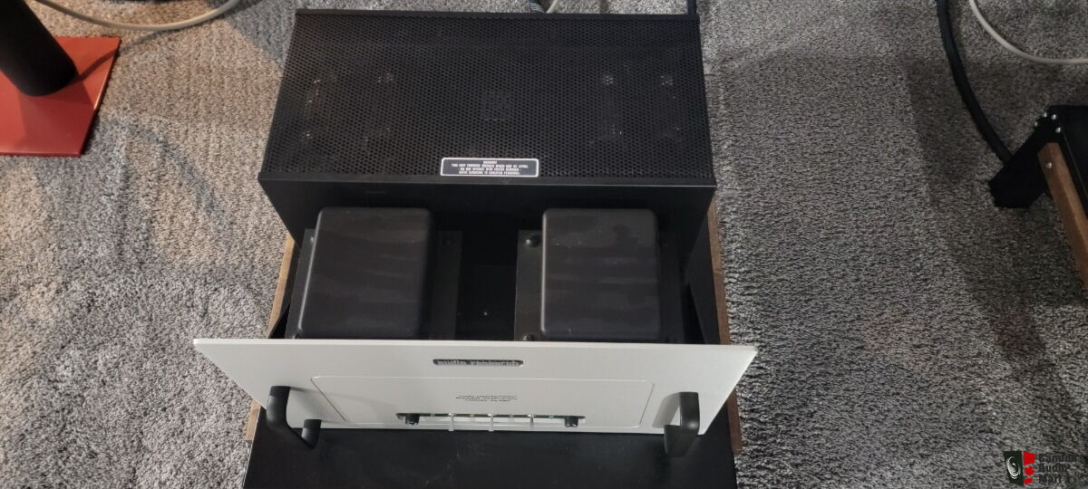 Audio research classic 150 monoblock amps Photo #5519015 - Canuck Audio ...