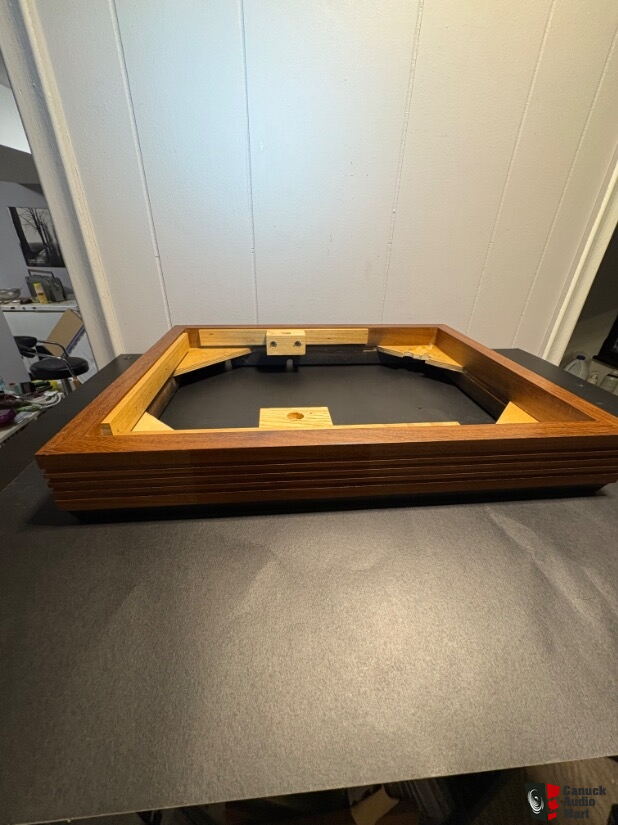 Linn lp12 plinth Photo #5525582 - Canuck Audio Mart