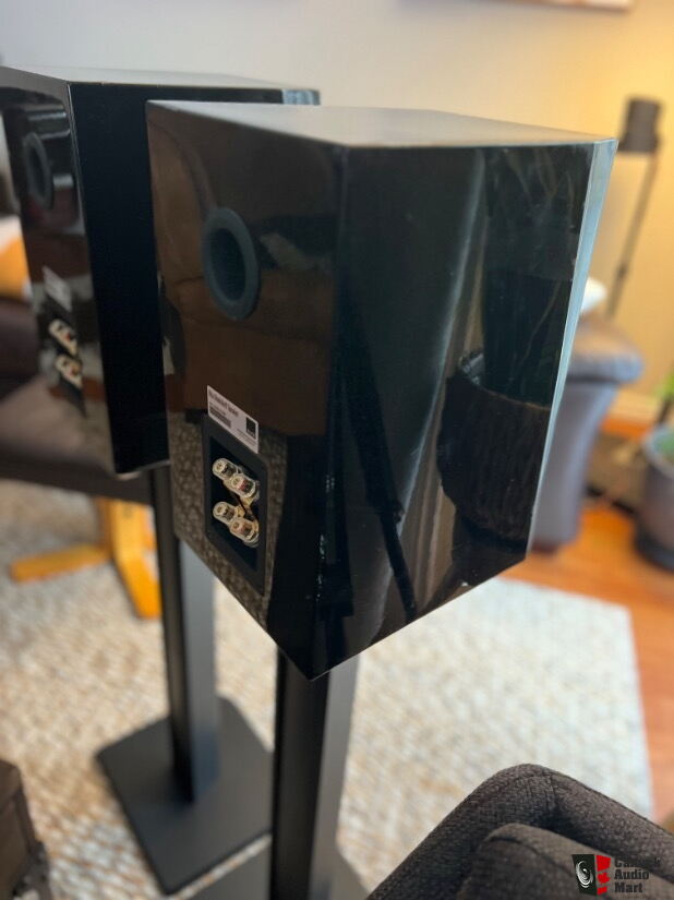 SVS Ultra Bookshelf Speakers - Piano Black Photo #5526882 - Canuck ...