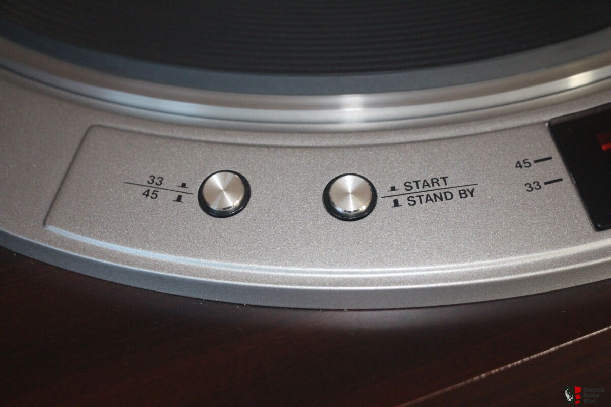 Denon DP-1200 Vintage Turntable, TABLE TOURNANTE, direct drive. Very ...