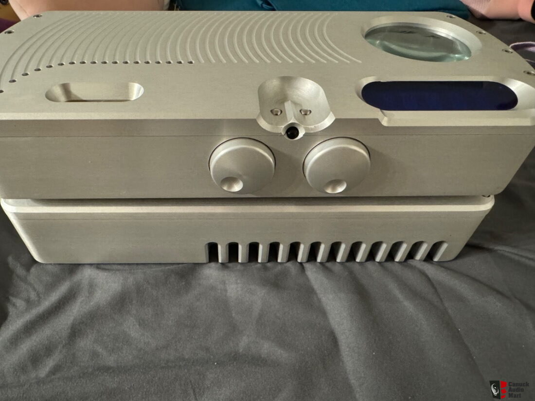 Chord PRIMA Five Input Choral Preamplifier And Power amplifier MEZZO 75 ...