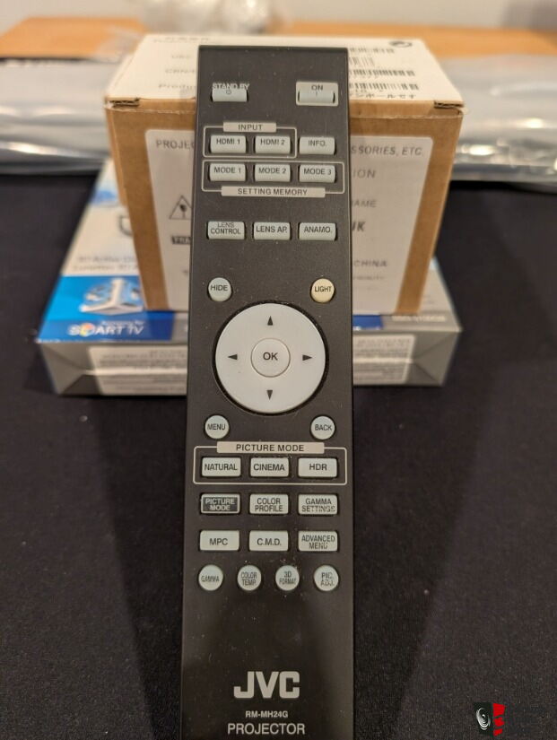 JVC DLA-X790RB with 3D emitter for sale Photo #5532718 - Canuck Audio Mart