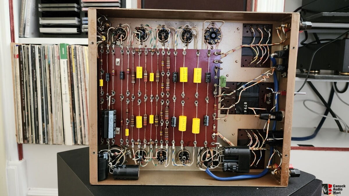LEAK 20 Stereo Main Amplifier with tubes Photo #5545203 - Canuck Audio Mart