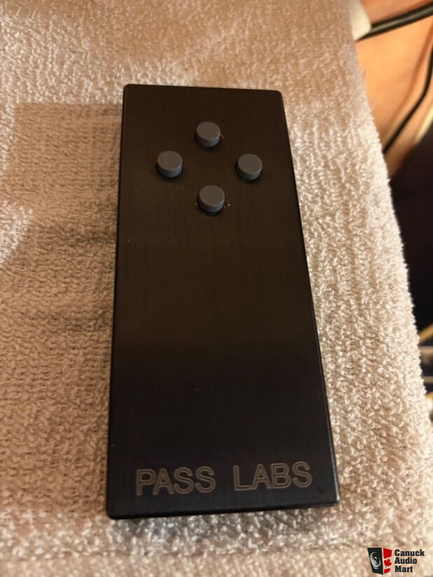 Pass Labs X1 preamplifier Photo #5550553 - Canuck Audio Mart