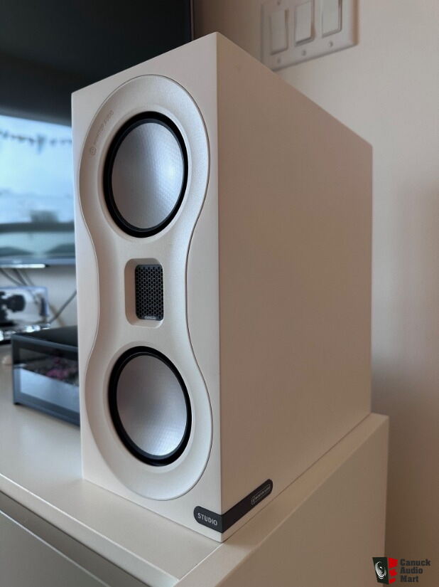 Monitor Audio Studio (White) - Cool Design Photo #5566339 - Canuck ...