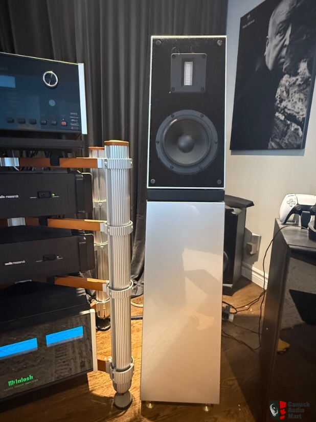 Verity Audio Sarastro II high gloss silver - Very good condition Photo ...