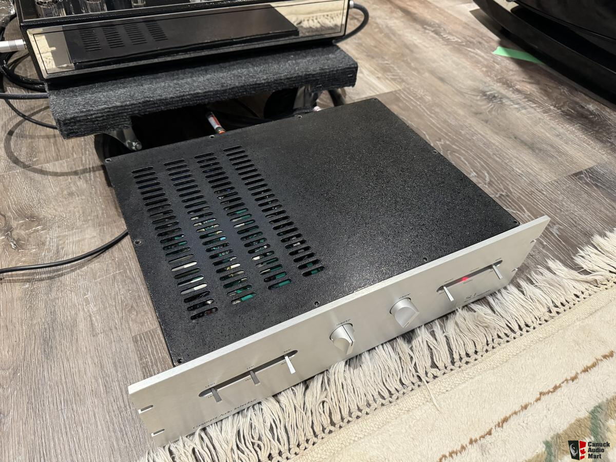 CAT SL-1 Signature preamp Photo #5570236 - Canuck Audio Mart