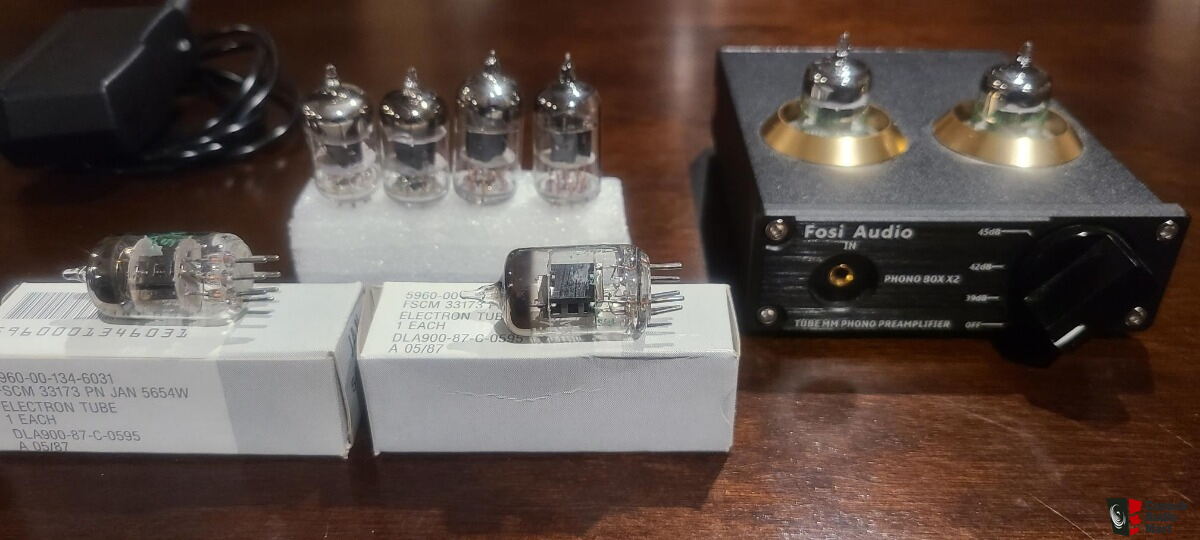 Fosi Audio Phono Preamp X2 with extra tubes Photo #5571270 - US Audio Mart