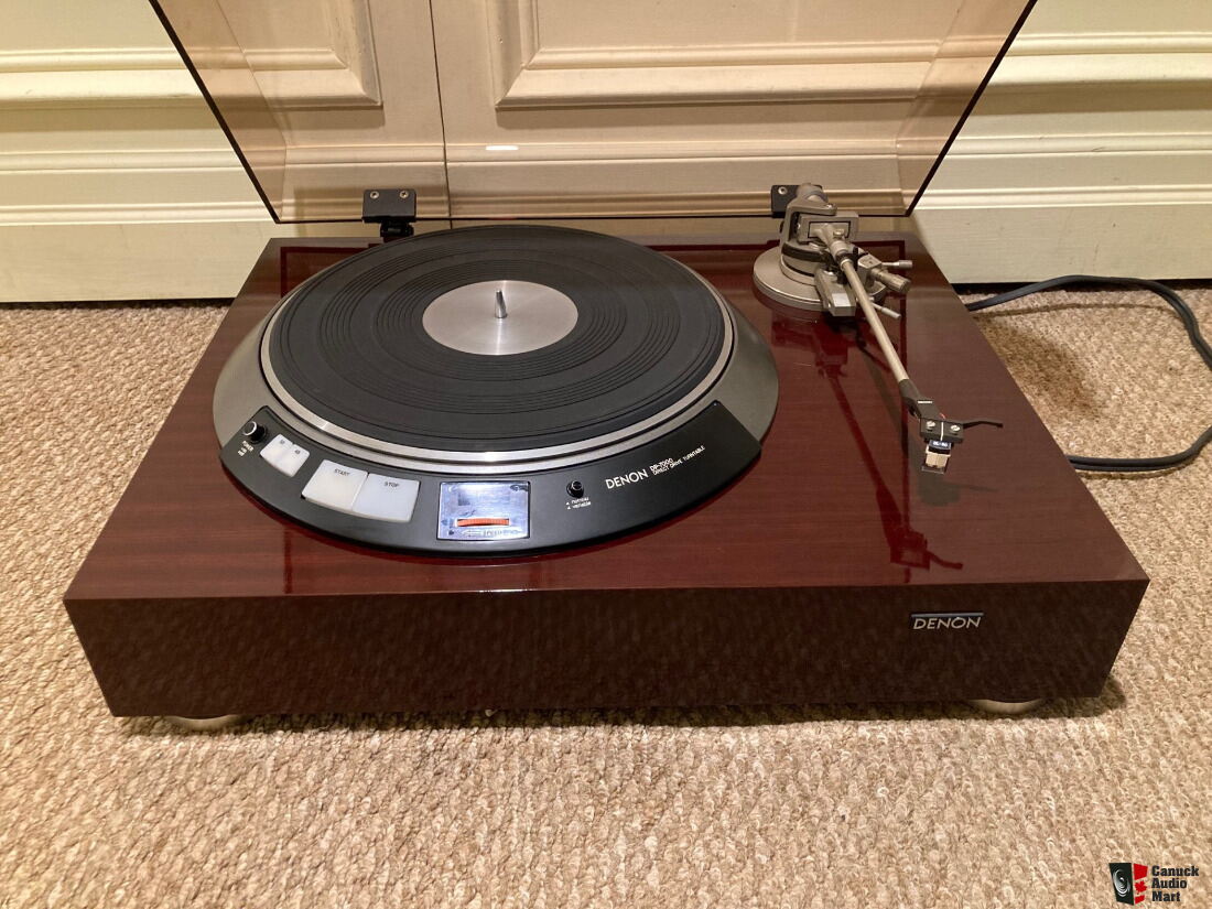 Denon DP-7000 top model direct drive turntable with long tonearm Photo ...