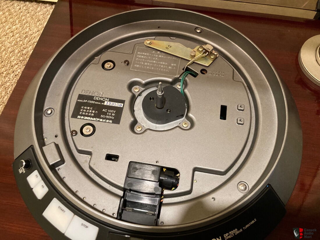 Denon DP-7000 top model direct drive turntable with long tonearm Photo ...