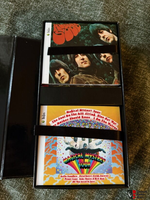 The Beatles 2009 Stereo CD Box Set Photo #5581012 - Canuck Audio Mart