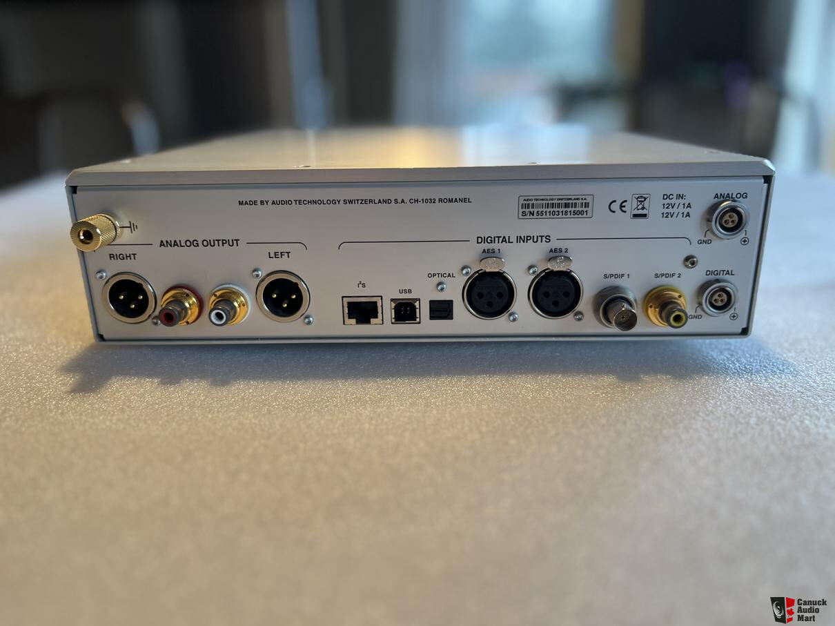 Nagra HD DAC + MPS (battery) + VFS L (x1) Photo #5586992 - Canuck Audio ...