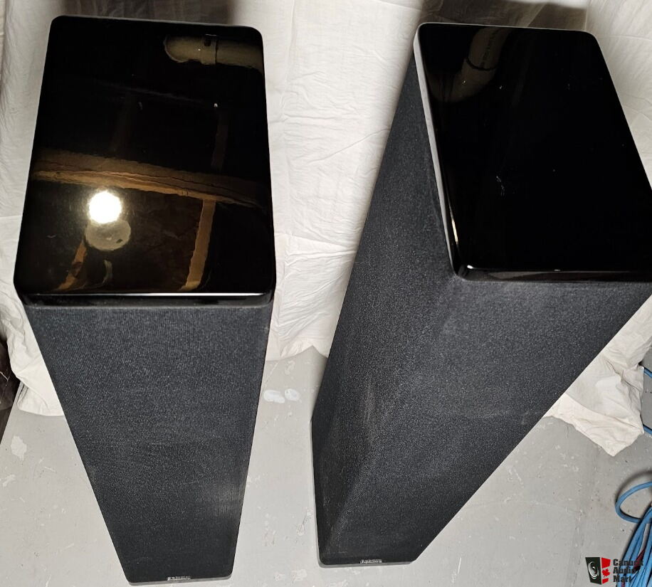 Definitive Technology BP8 Bi Polar Tower Speakers (2) For Sale - Canuck ...