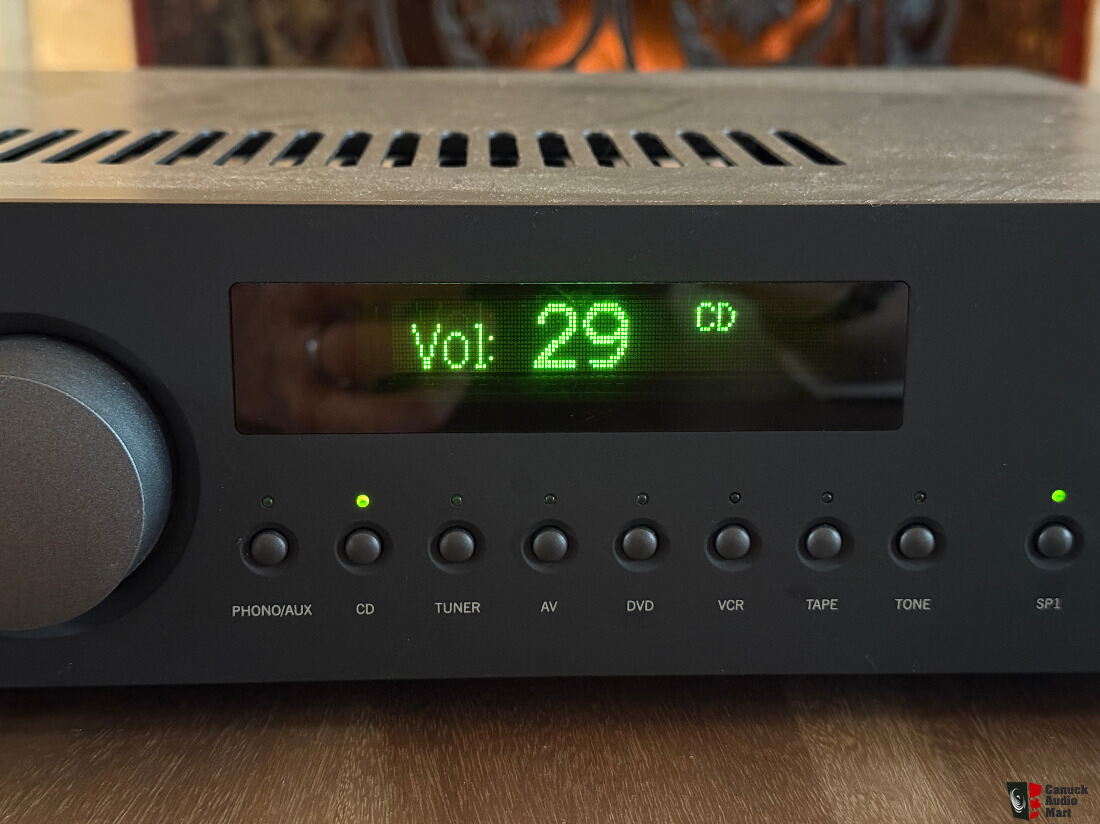 Arcam FMJ A32 Integrated Amplifier Photo #5599146 - Canuck Audio Mart