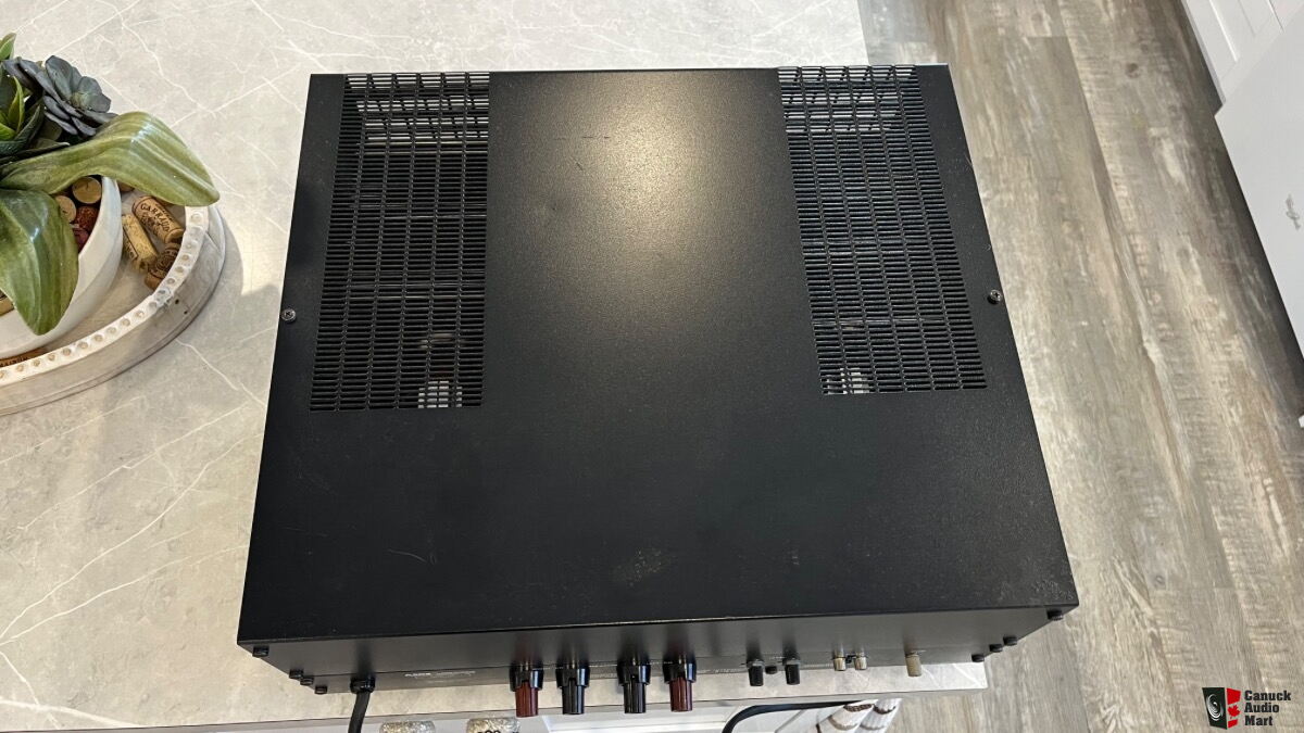 Luxman A504 class-a a/b amplifiwer very nice non smoking house,,free ...