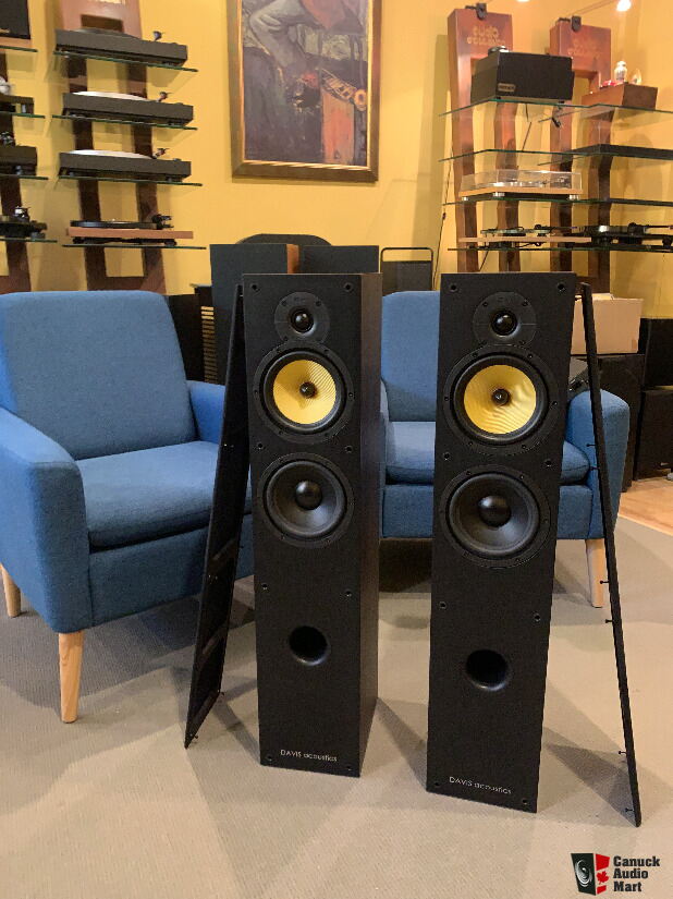 Davis Acoustics Maya Loudspeakers-Teak (Demo) Photo #5602793 - Canuck ...