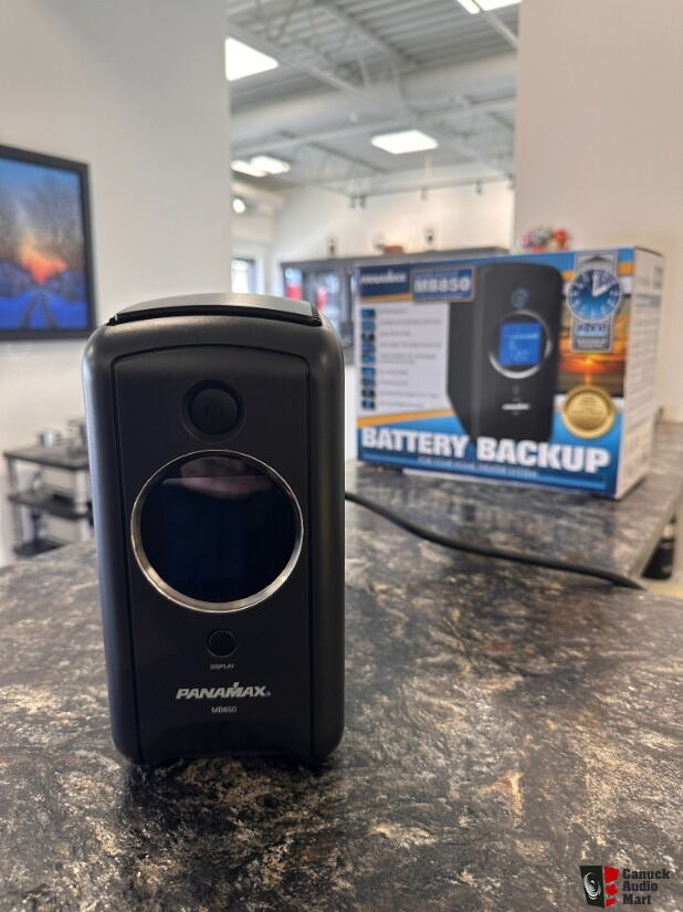 Panamax MB850 battery backup Photo #5612592 - Canuck Audio Mart