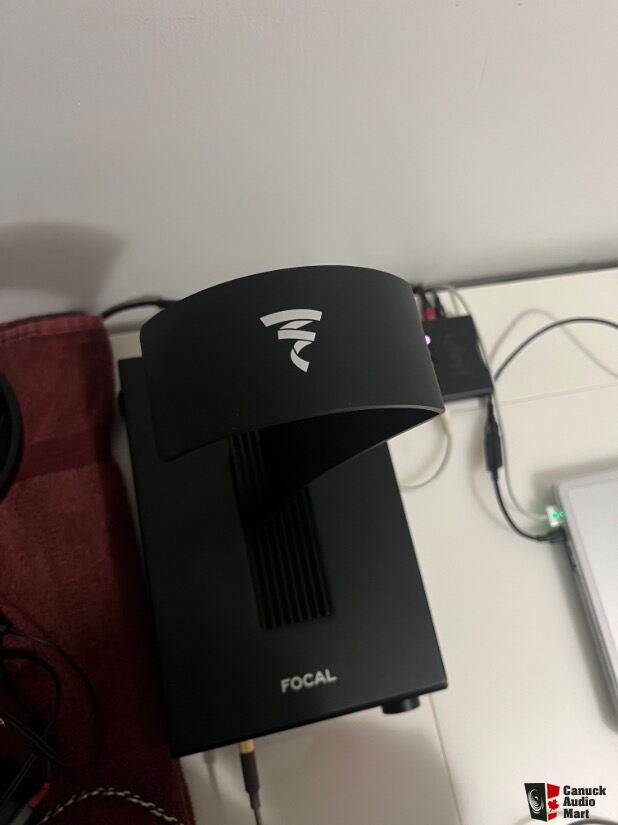 Focal Arche Headphone Amp/DAC/PRE/HP Stand - Excellent Photo #5618143 ...