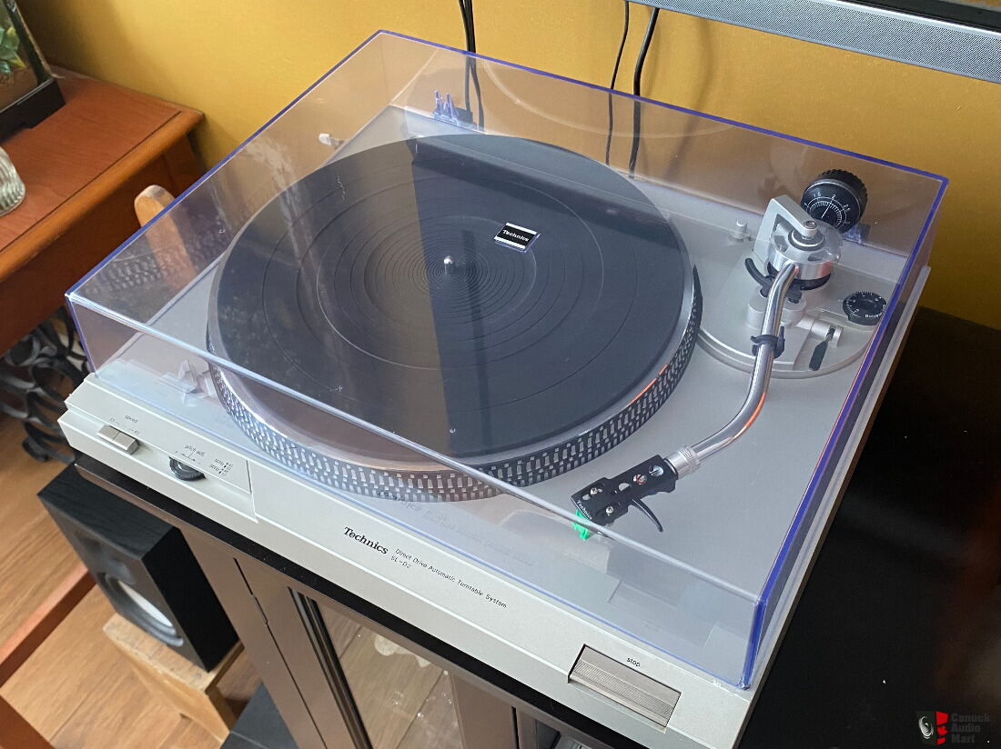 Technics SL-D2 Direct Drive Turntable Photo #5618481 - Canuck Audio Mart