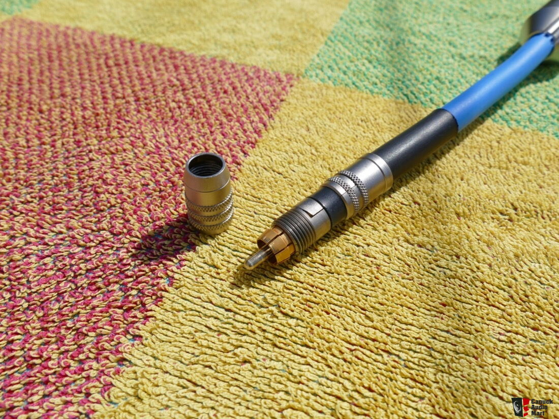 Siltech Cables Royal Signature Golden Ridge II Digital Cable (free ...