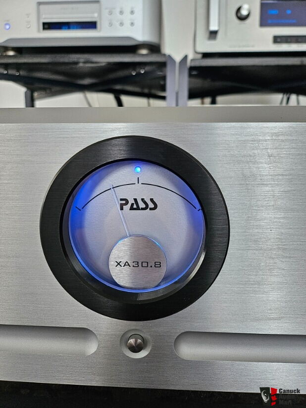 Pass Labs XA30.8 ***Like New Photo #5637202 - Canuck Audio Mart