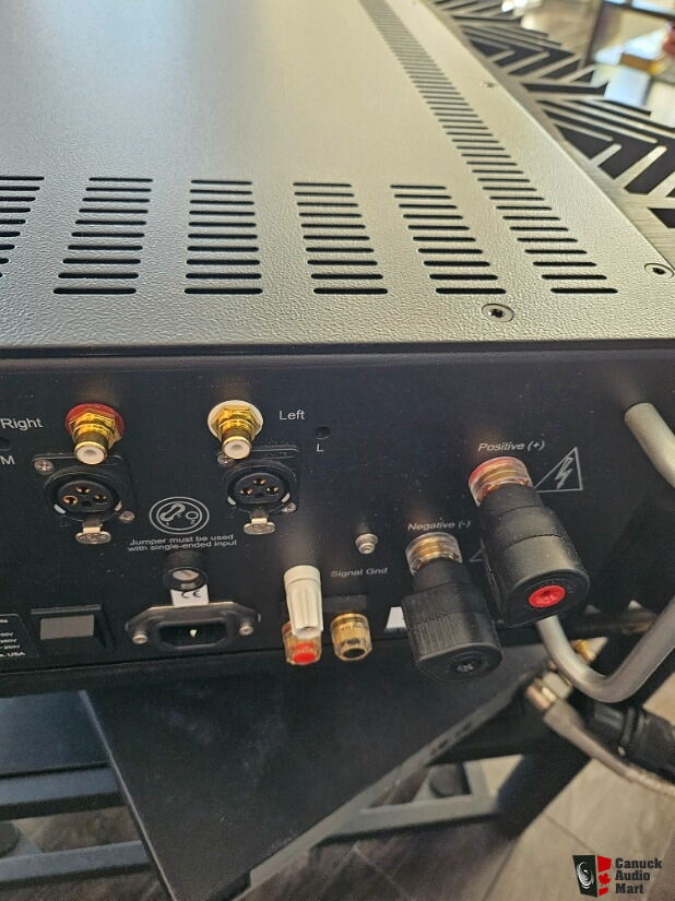 Pass Labs XA30.8 ***Like New Photo #5637202 - Canuck Audio Mart