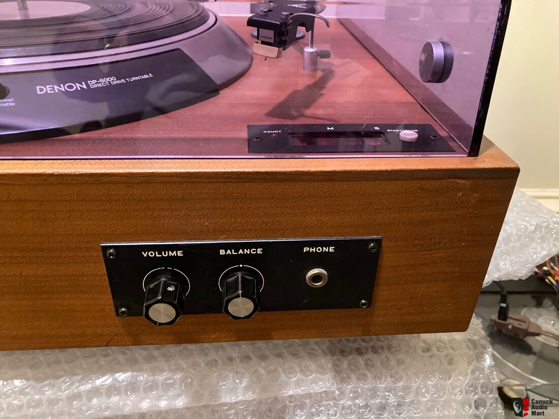 Professional Denon DN-93F turntable with built in amplifier & phono ...