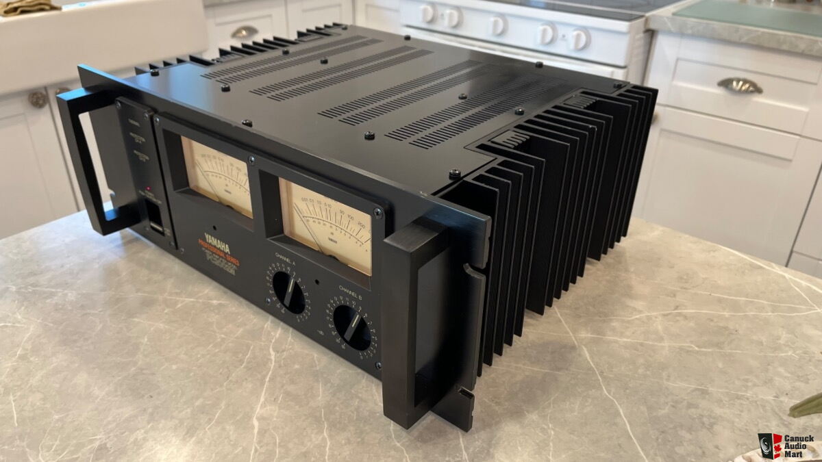 Yamaha pc2002m power amplifier 120v perfect working, free ontario ...
